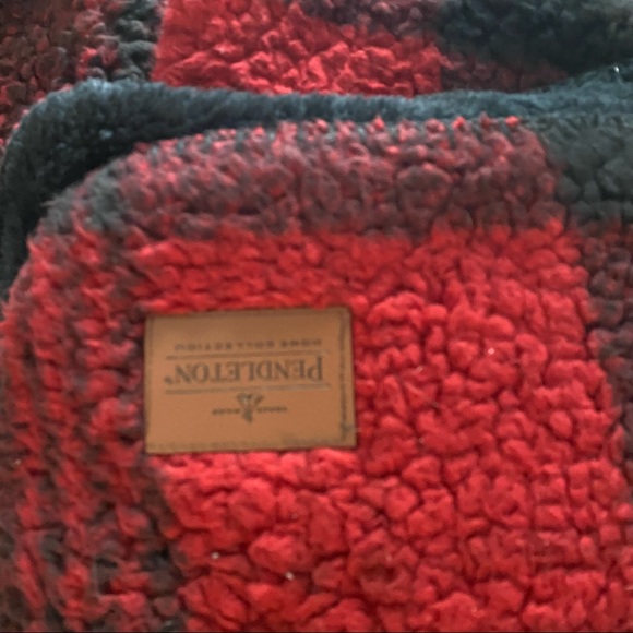 Pendleton | Bedding | Sale Pendleton Blanket | Poshmark